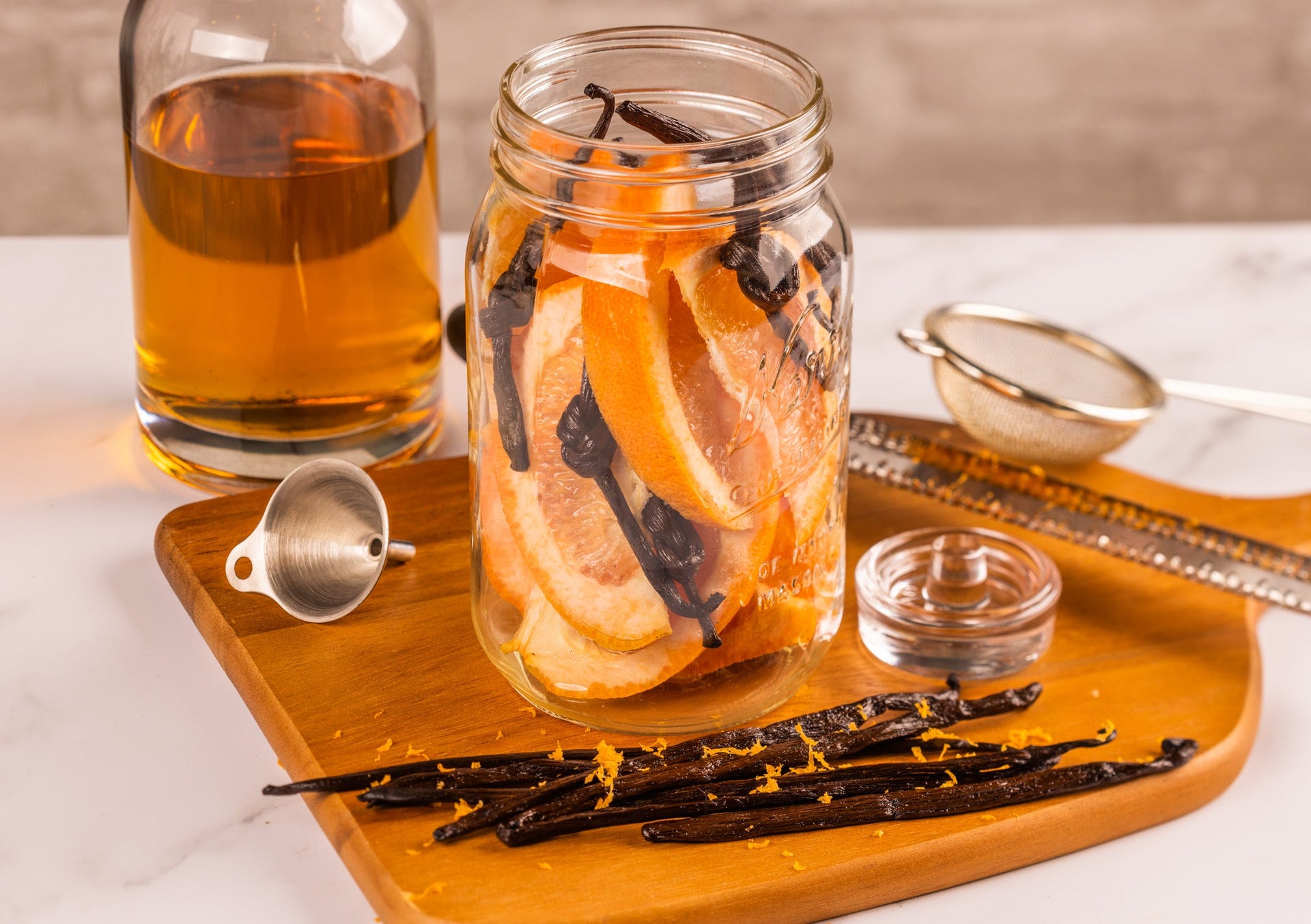 The Art of Extract Making: A Kitchen Guide to Making Vanilla and Other ...